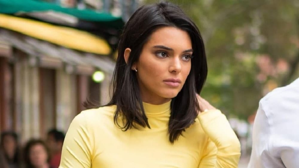 Kendall Jenner Receives Backlash after Washing her Face Too Fast – Here ...